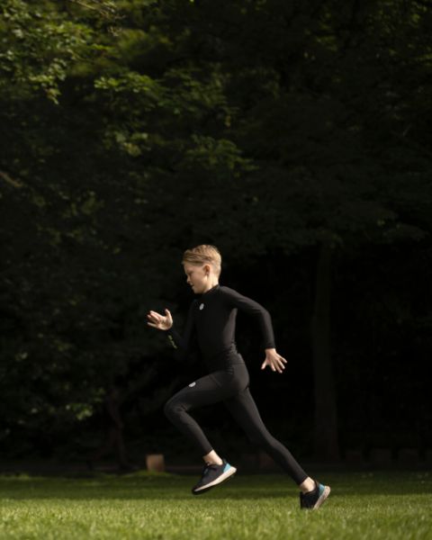 NEW SERIES SKINS - SKINS Compression UK